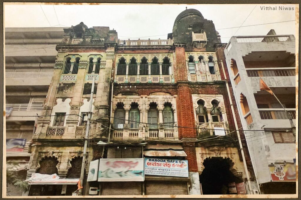 Khanderao Market - History of Vadodara - Baroda